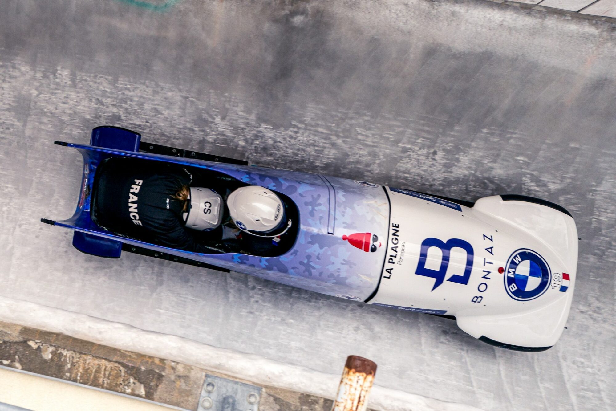 Covering des Bob de l'équipe de France féminine de Bobsleigh